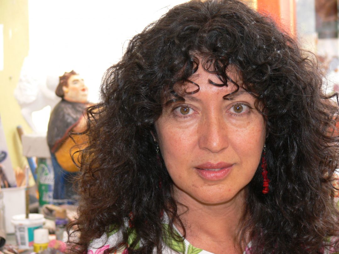 Leda Astorga: Una mamá que lleva el arte en las venas - Revista MJ